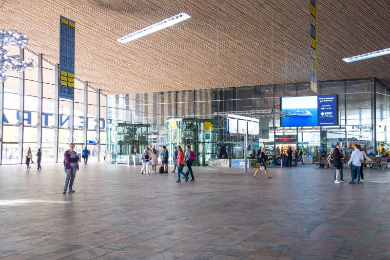 Concourse Area Inside a Large Modern Railwy Station Terminal Editorial ...