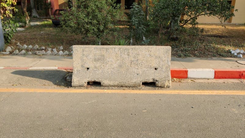 487 Temporary Barrier Line Stock Photos - Free & Royalty-Free Stock ...