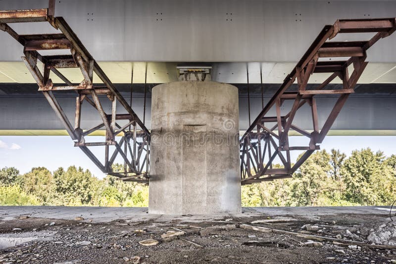 Bridge column stock photo. Image of column, lines, curve - 21110320