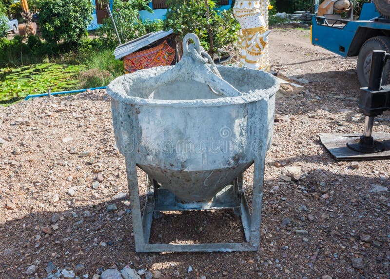 Concrete bucket steel stock image. Image of building - 101603975
