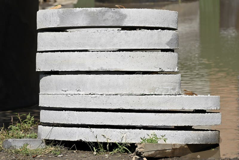 Concrete circle pit stock image. Image of circle, engineering - 236399079