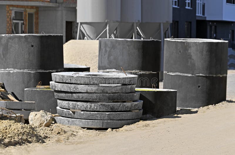 Concrete circle pit stock photo. Image of gray, object - 249988622