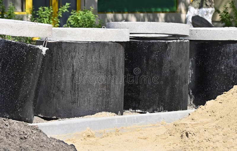 Concrete circle pit stock image. Image of tube, cement - 317843029