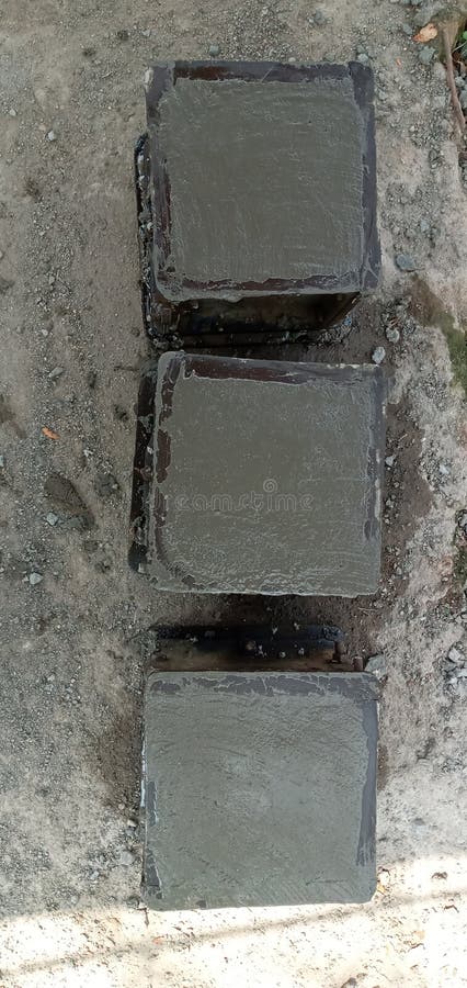 Concrete Cube Casting for Cube Test To Test the Strength of Concrete ...