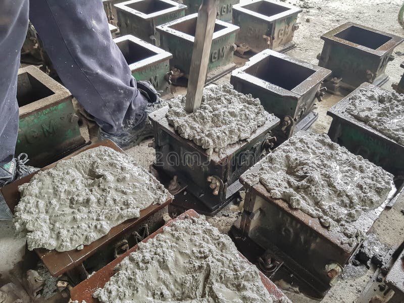 Concrete Cube Specimen for Crushing Cube Test. Stock Photo - Image of ...
