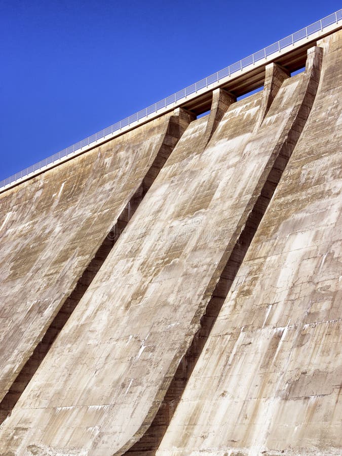 Concrete dam stock image. Image of dammed, water, bridge - 37717121