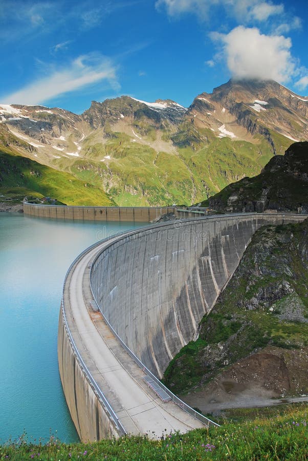 Concrete Dam in the Mountains Stock Image - Image of nature, technology ...