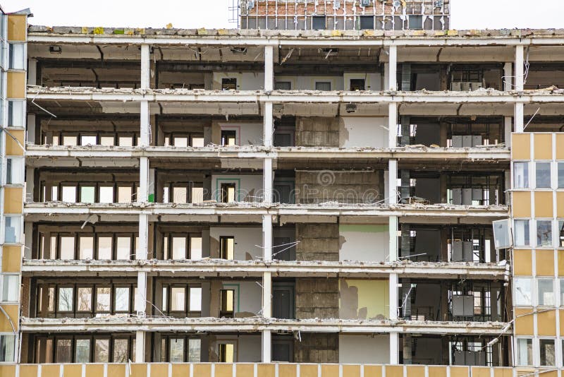 Concrete Frame of Big Building Under Construction Stock Photo - Image ...