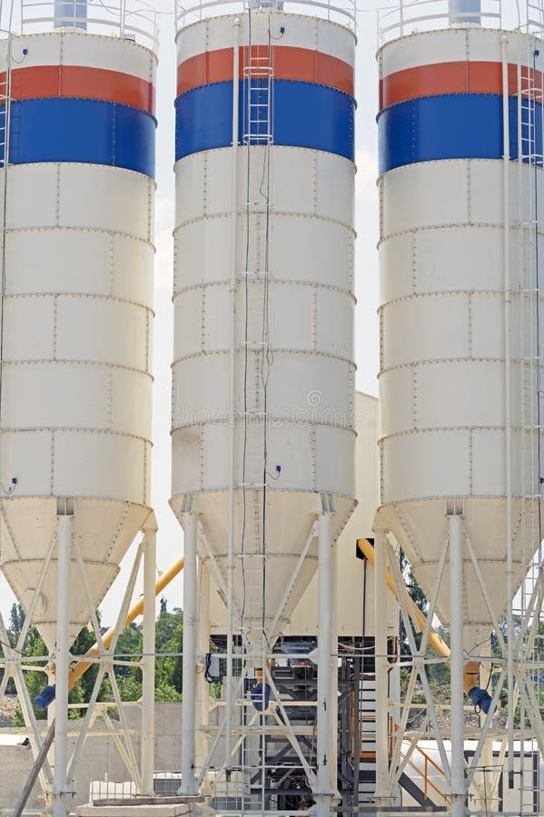 Concrete mixing plants stock image. Image of batching - 225872975