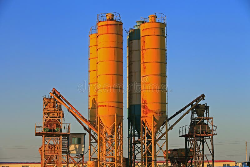 Concrete Mixing Silo, Site Construction Facilities Stock Photo - Image ...