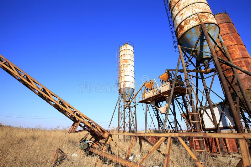 Concrete mixing tower stock image. Image of materials - 173901761