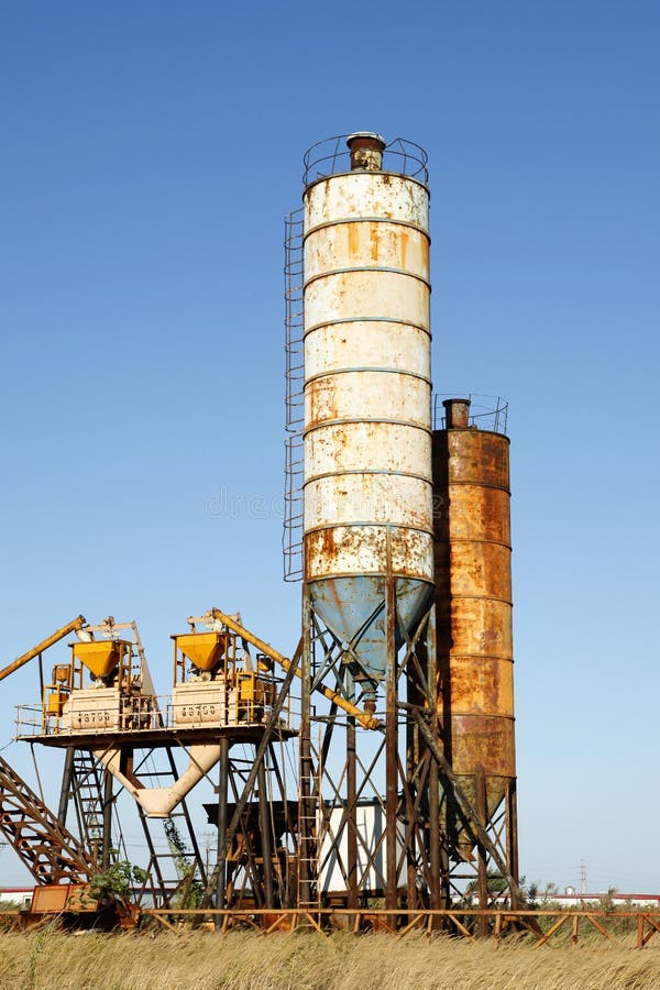 Concrete mixing tower. stock image. Image of facilities - 124079181