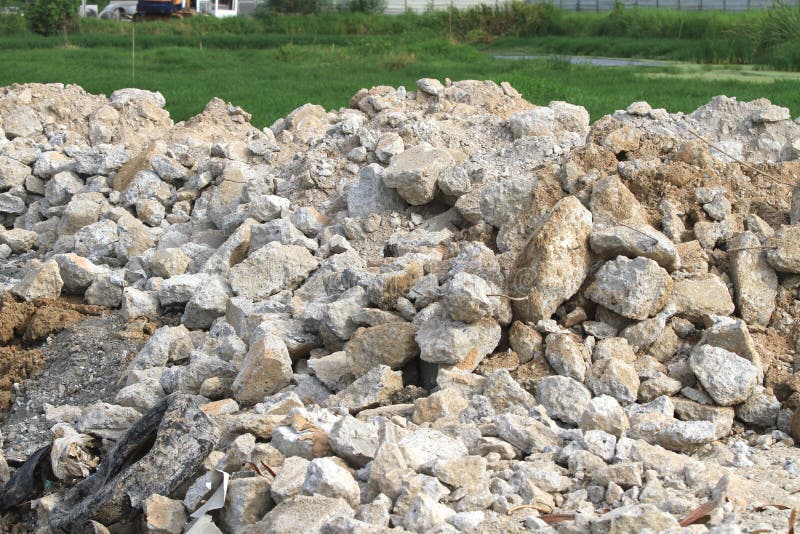 Concrete rubble stock image. Image of industrial, heap - 34013119