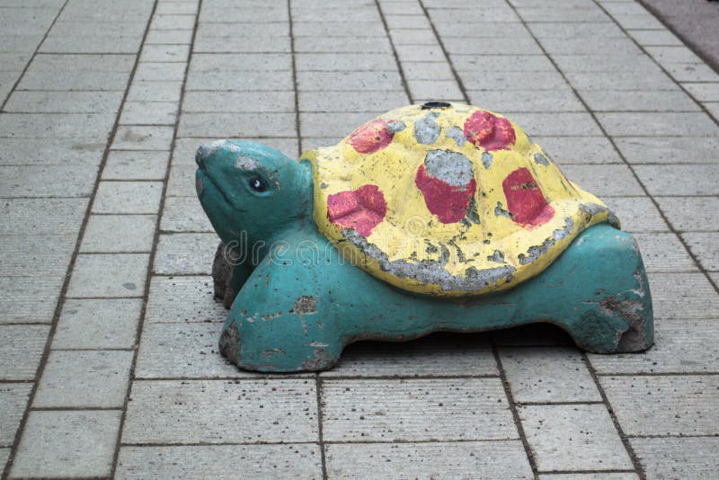 Concrete Turtle on the Sidewalk Stock Image - Image of green, concrete ...