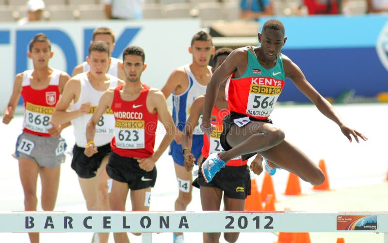 Concurrents Du 3000m Steeple Image stock éditorial - Image du athletes ...