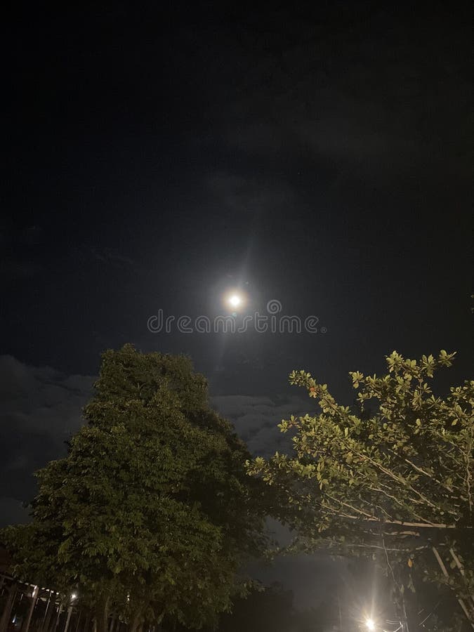 Conditions before the Rain at the Full Moon Stock Photo - Image of moon ...