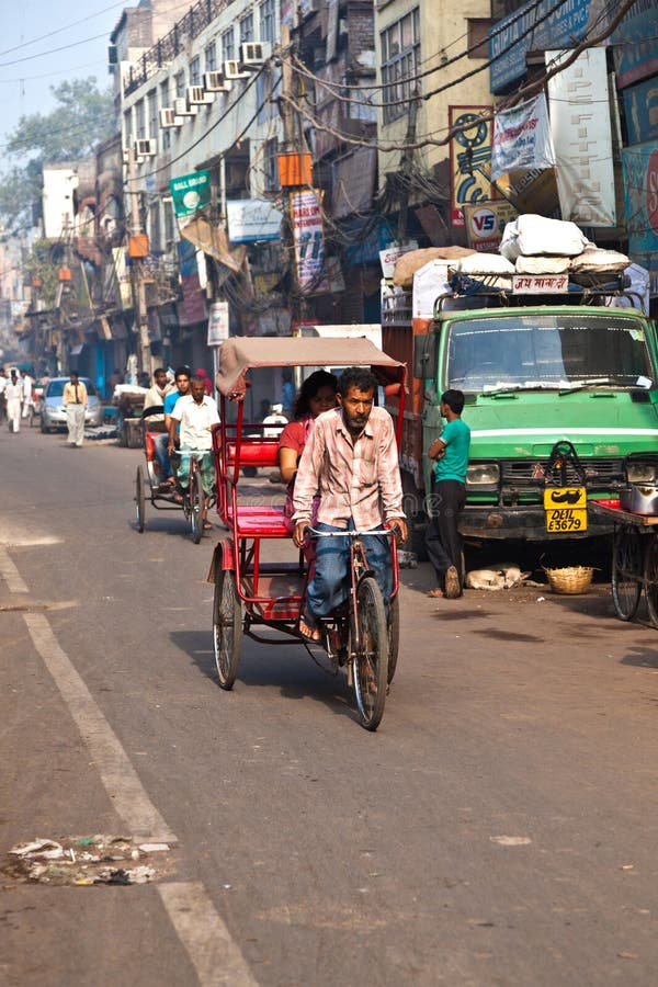 Conducteur De Pousse-pousse De Cycle Photographie éditorial - Image du ...