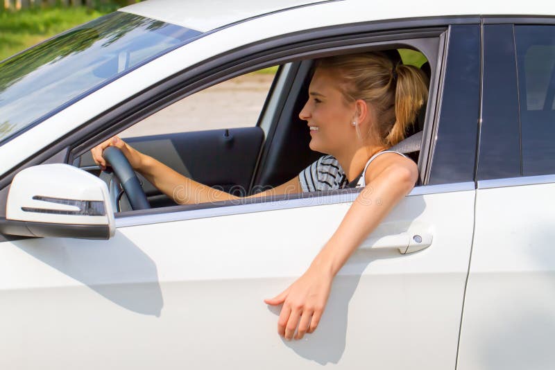 Conductor feliz foto de archivo. Imagen de feliz, conductor - 25863338