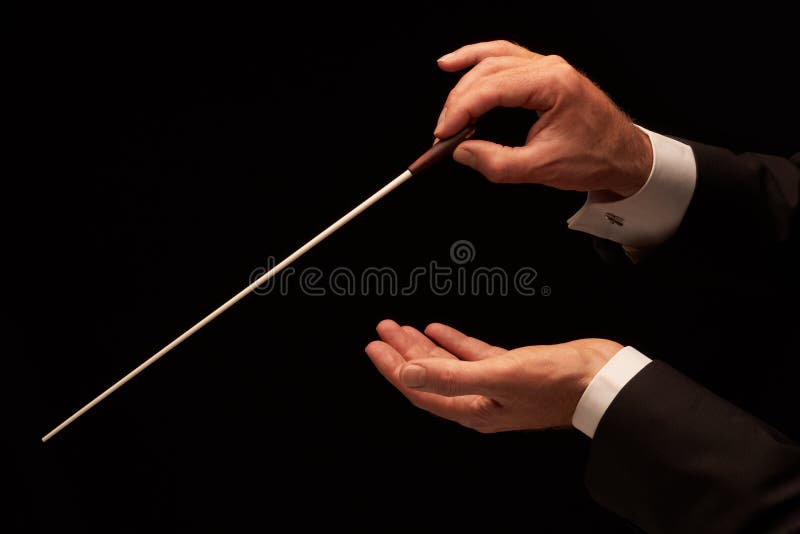 Conduttore Che Conduce Un'orchestra Immagine Stock - Immagine di ...