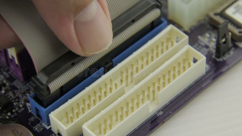 Conector De Conexión Del IDE a La Placa Madre Metrajes - Vídeo de ...