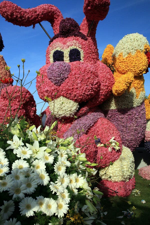 Conejo de la flor imagen de archivo. Imagen de espectador - 4083901