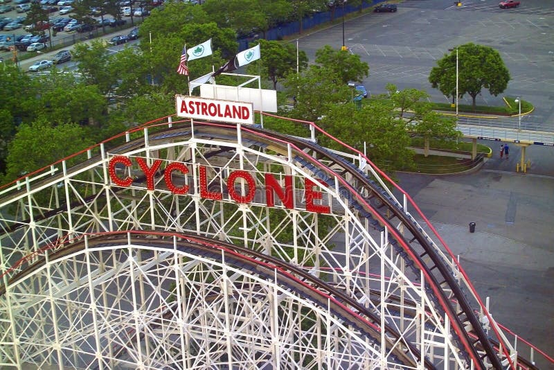 Coney Island Cyclone editorial photo. Image of historic - 4248151