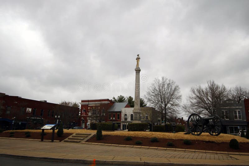 Confederate Monument in Franklin, Tennessee Editorial Photo - Image of ...