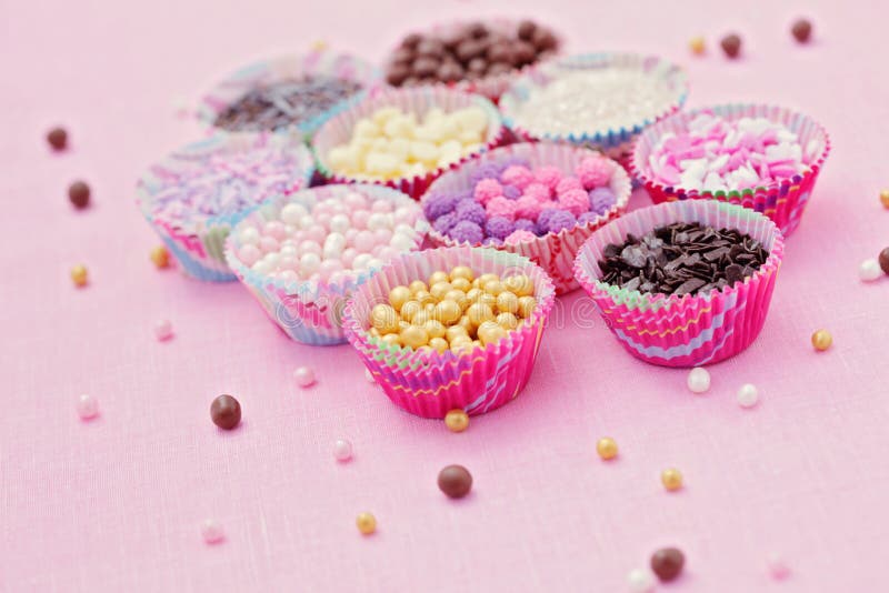 Confeitos doces foto de stock. Imagem de doce, cozedura - 23368100