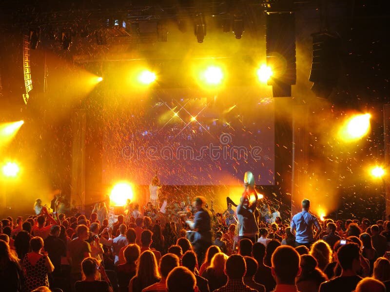 Confetti Celebration at Concert Editorial Photography - Image of alive ...