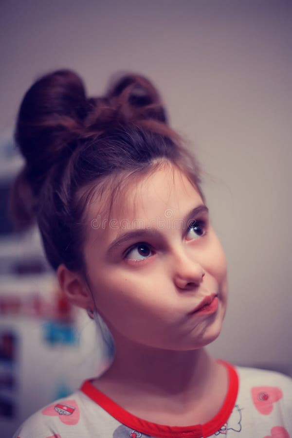 Confused young girl stock photo. Image of facial, teen - 26280678