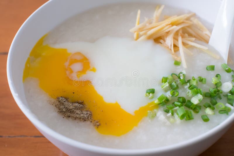 Congee image stock. Image du oriental, ressort, oeuf - 39483797