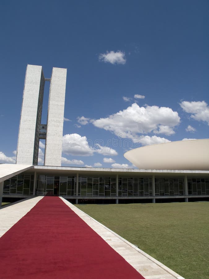 Congresso Nacional Brasileiro Fotografia Editorial - Imagem de nuvem ...
