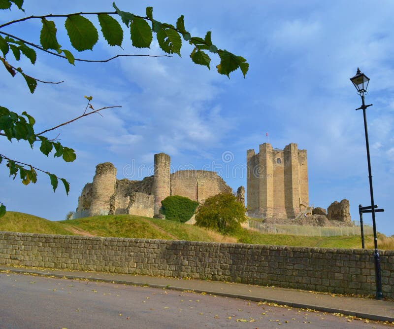 Conisbrough Castle stock image. Image of historic, autumn - 21476107