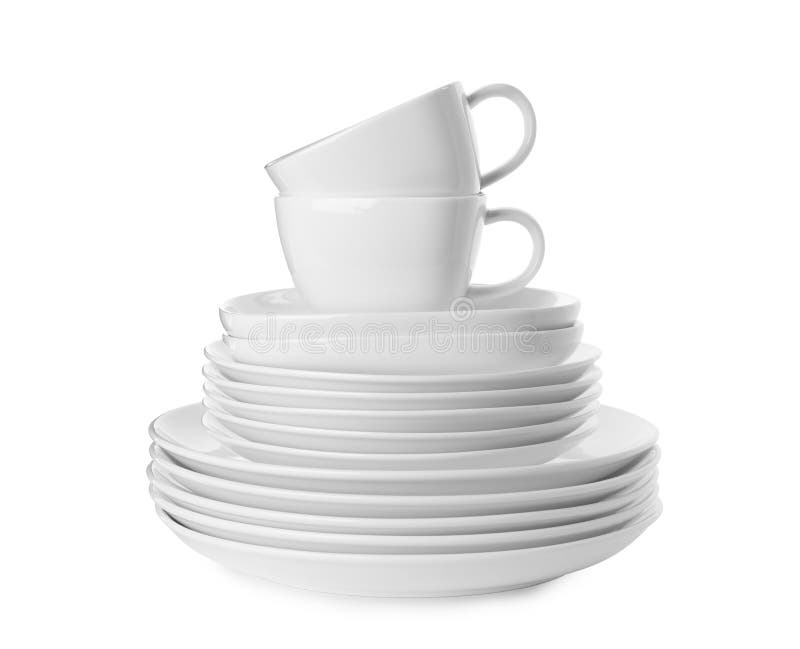 Conjunto De Vajilla Limpia Aislada En Blanco Imagen de archivo - Imagen ...
