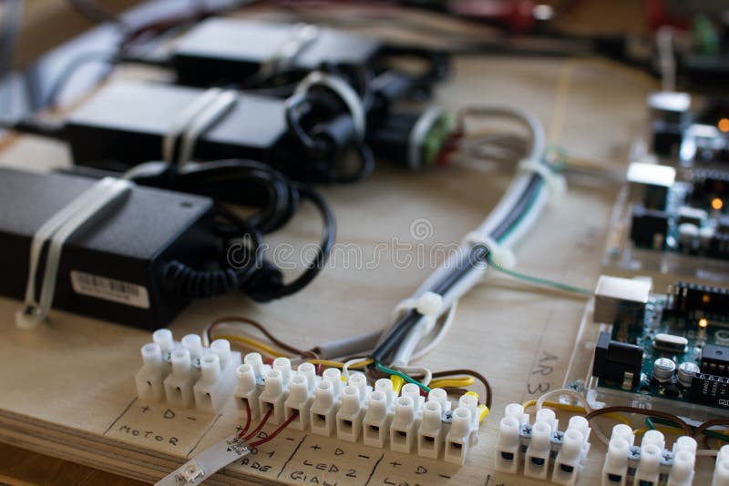 Connections of a Circuit that Manages LED Strips in an Interactive ...