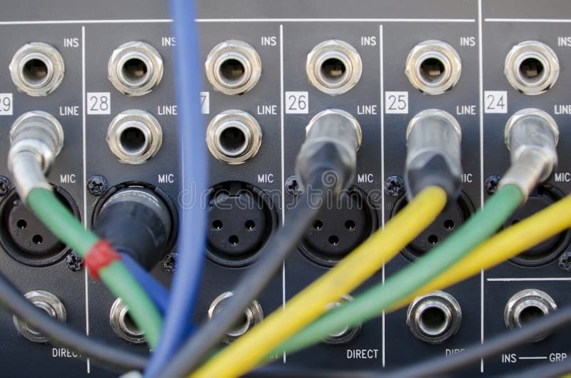 105 Audio Mixer Cables Connected Photos - Free & Royalty-Free Stock ...