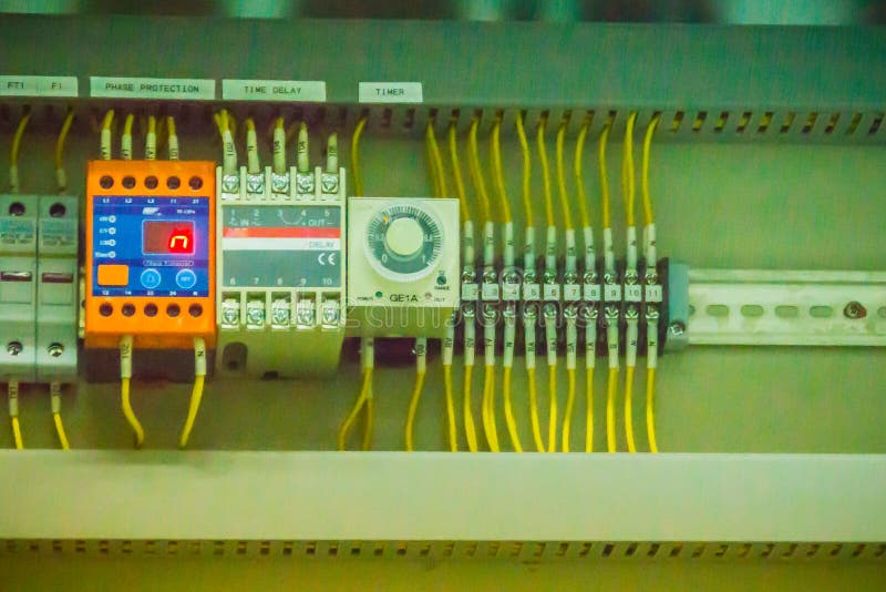 Connectors in the Electrical Main Distribution Board Unit ,circuit of ...