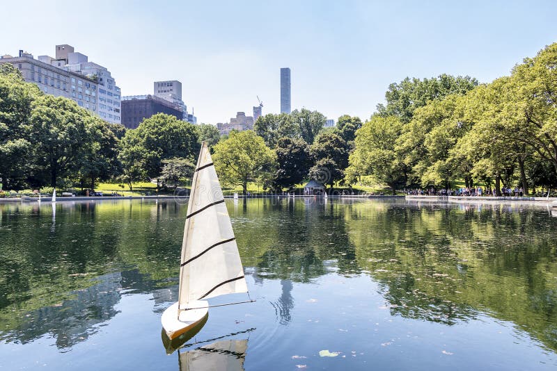 Conservatory Water in CENTRAL PARK. New York Stock Photo - Image of ...