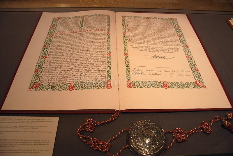 Constitución Escrita Danesa Imagen de archivo editorial - Imagen de ...