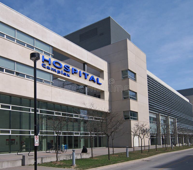 Construção Moderna Do Hospital Do Estilo Foto de Stock - Imagem de ...