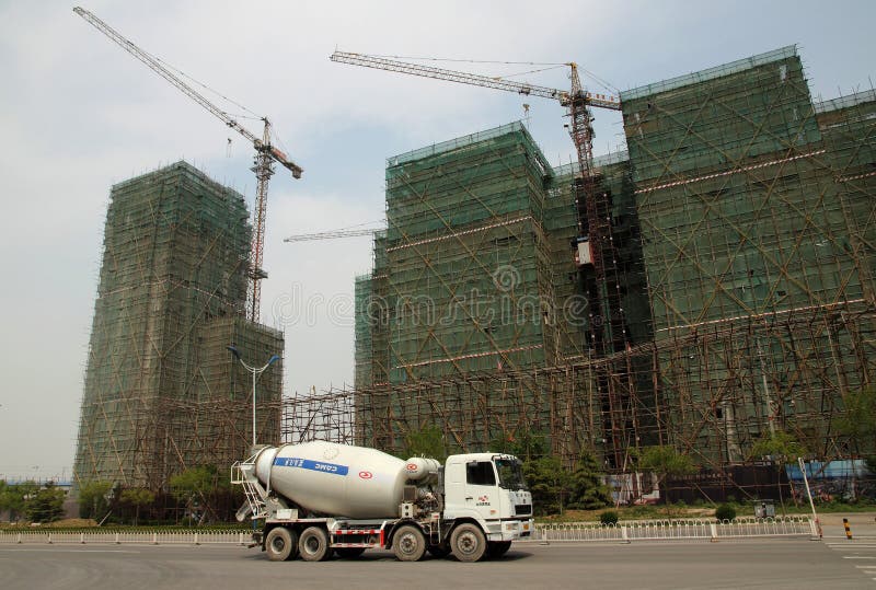 Construction Boom in China editorial stock photo. Image of works - 19803088