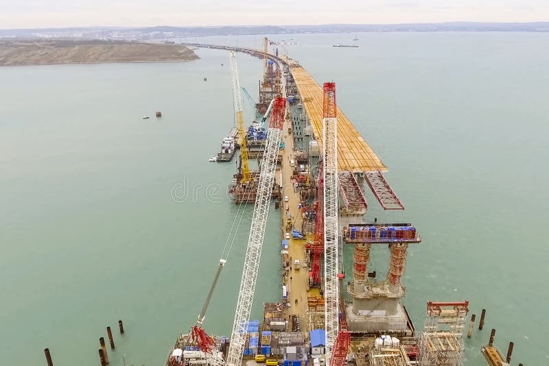 Construction of the Bridge. Engineering Facilities for the Construction ...