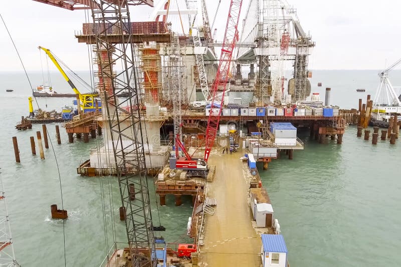 Construction of the Bridge. Engineering Facilities for the Construction ...