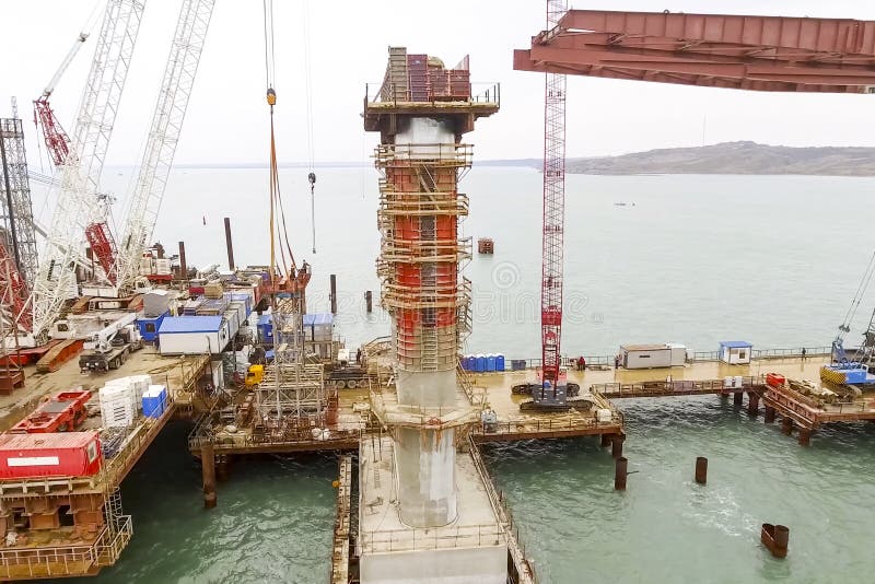 Construction of the Bridge. Engineering Facilities for the Construction ...