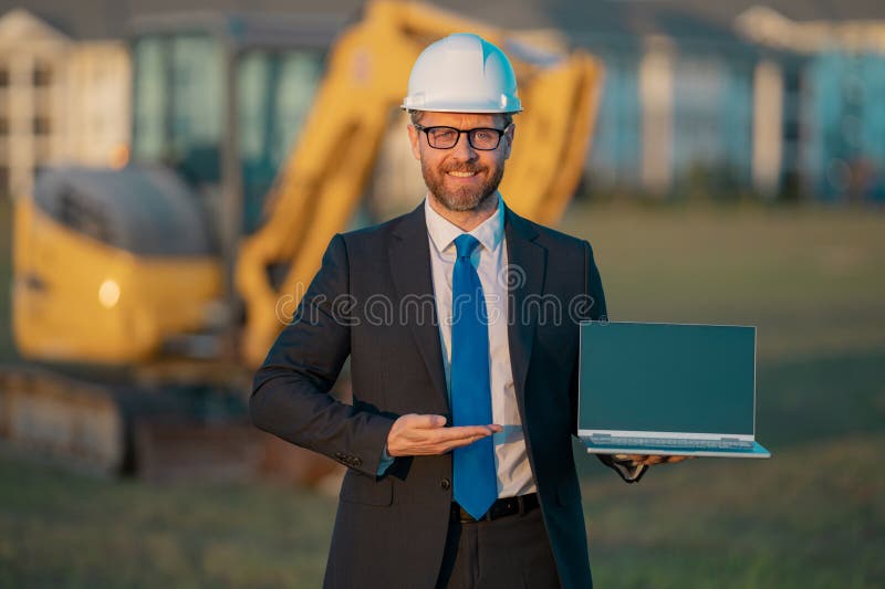 Construction Builder Manager or Supervisor at a Construction Site ...