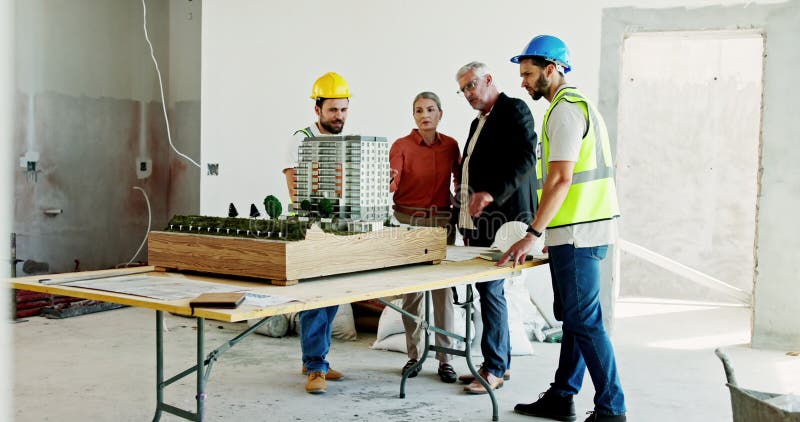 Construction, Building Model and Meeting with Architecture ...