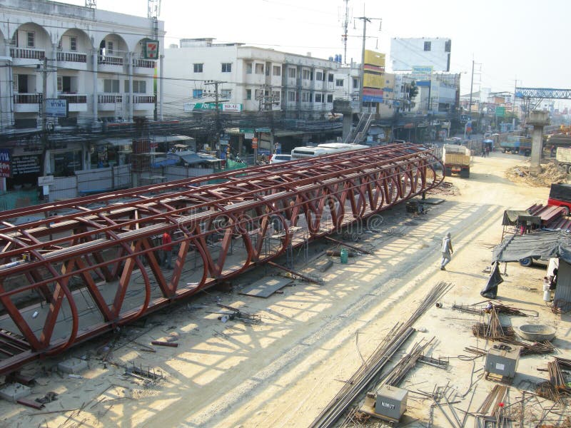 Construction editorial photo. Image of mainroad, traffic - 79650171