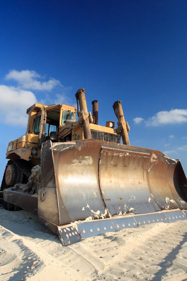 Construction Bulldozer stock image. Image of vehicle, bulldozer - 5035053