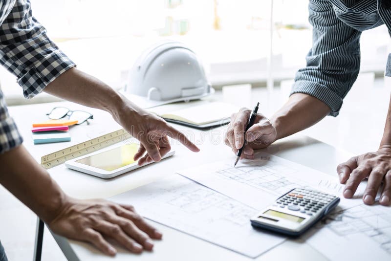 Construction Concept of Engineer or Architect Meeting for Project ...