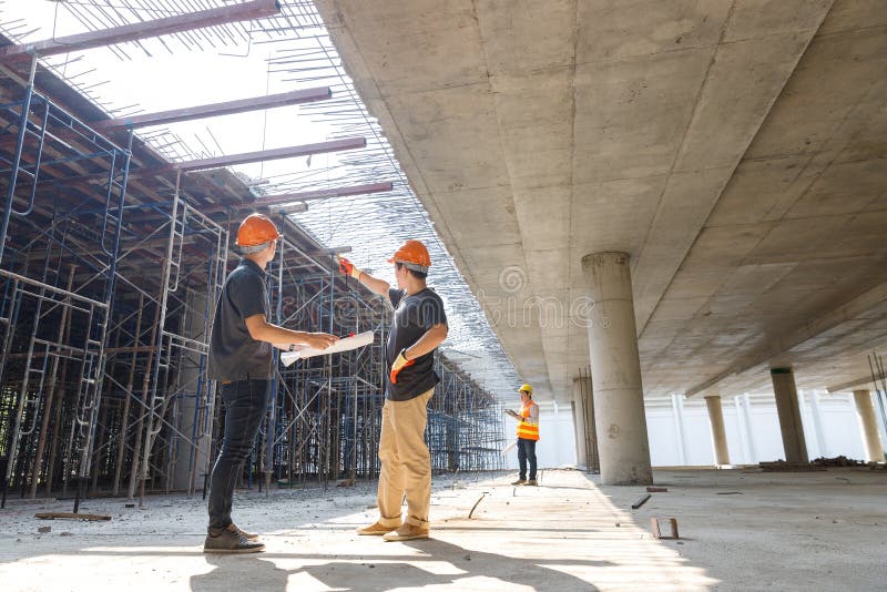 Construction Concept of Engineer and Architect Working at Construction ...